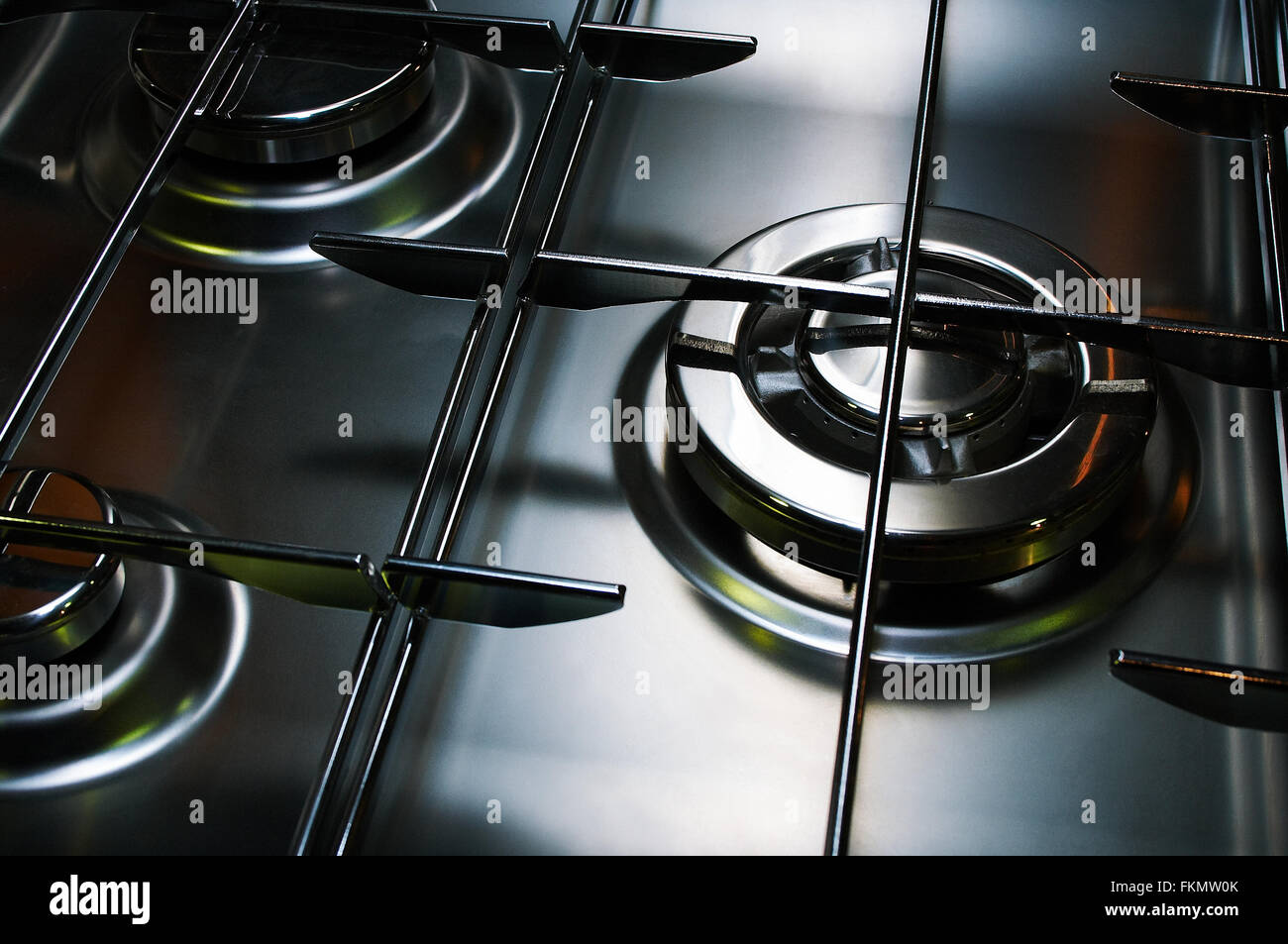 Metal gas cooker on modern kitchen Stock Photo - Alamy