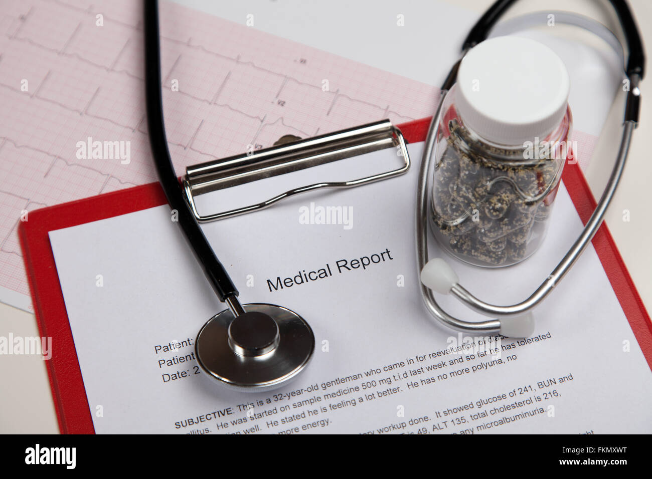 Medical report and cardiogram Stock Photo - Alamy