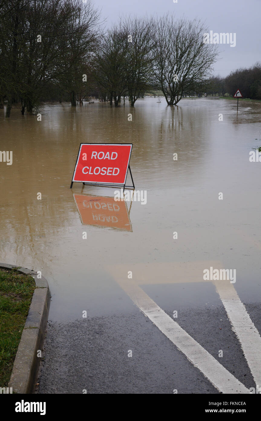 Corby Glen, UK. 9th March, 2016. The River Glen bursts it's banks ...