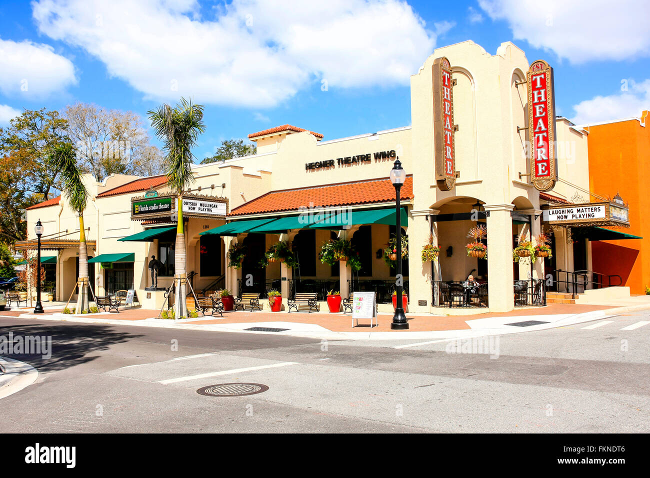 Studio theater hi-res stock photography and images - Alamy