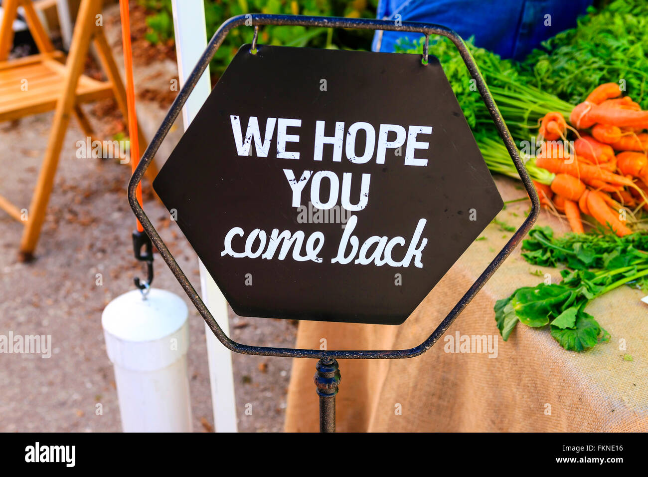 Come back later sign hi-res stock photography and images - Alamy