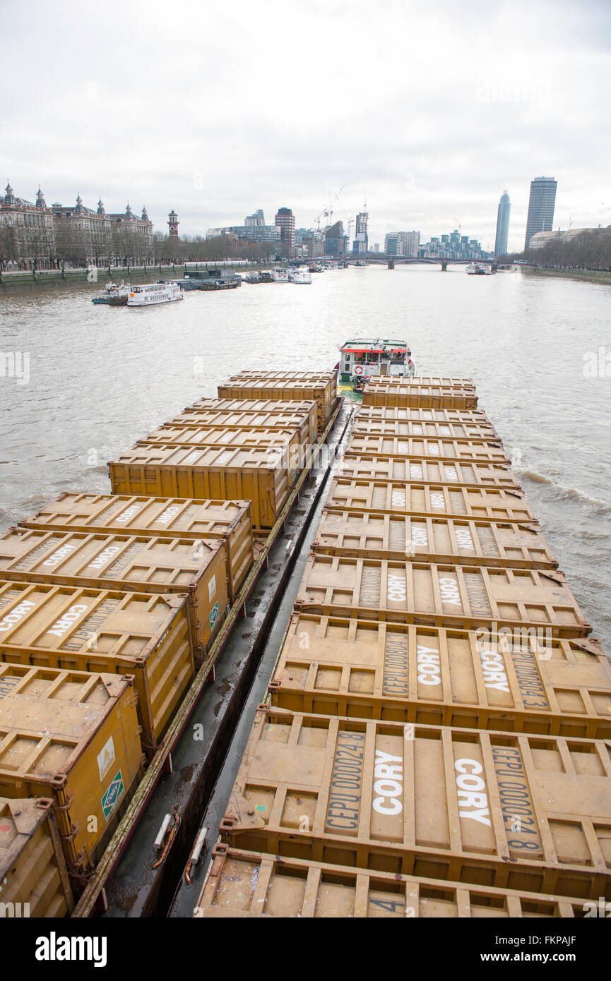 Cargo barge hi-res stock photography and images - Alamy