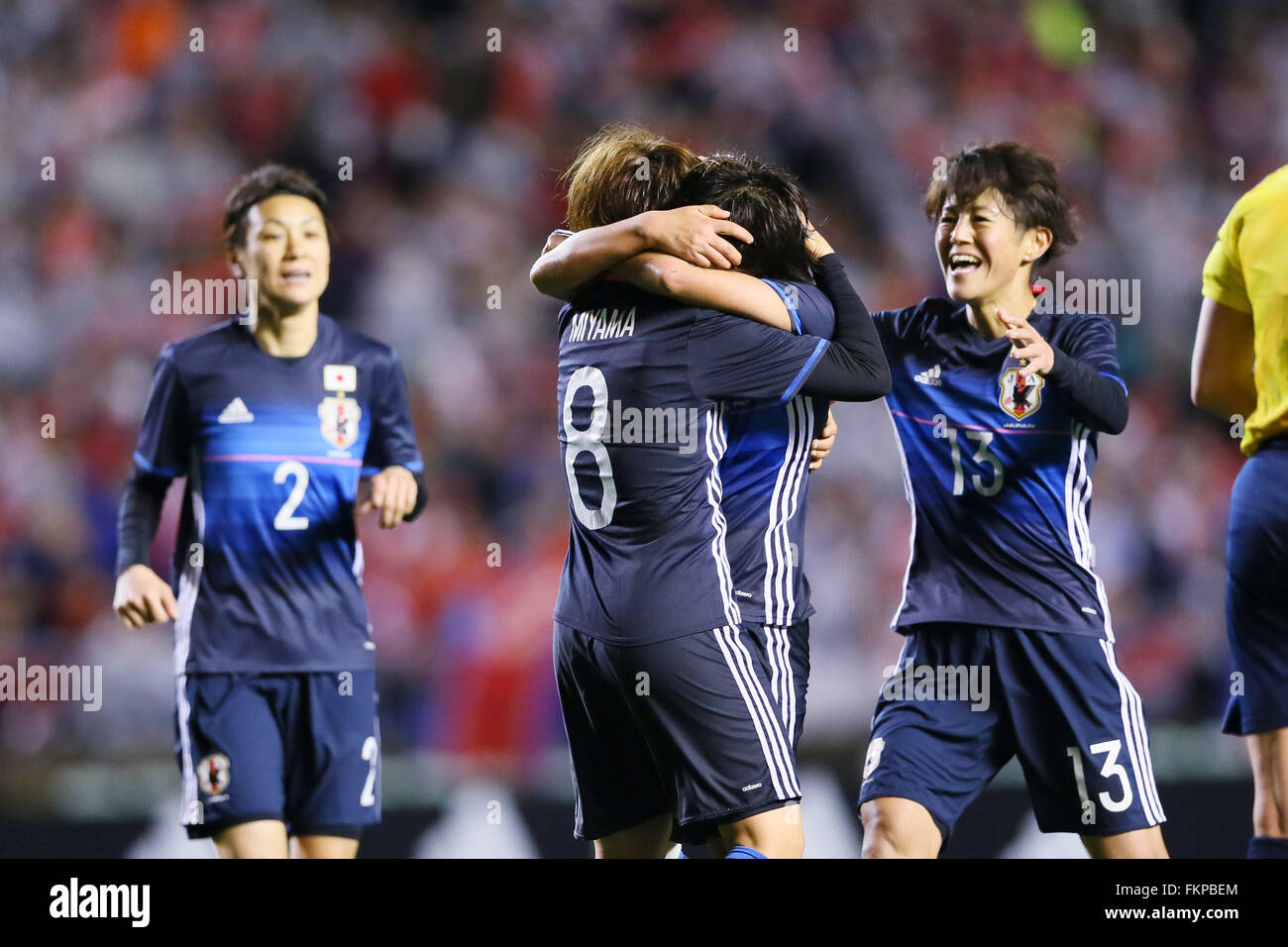 Kincho Stadium, Osaka, Japan. 9th Mar, 2016. (L-R) Yukari Kinga, Aya ...