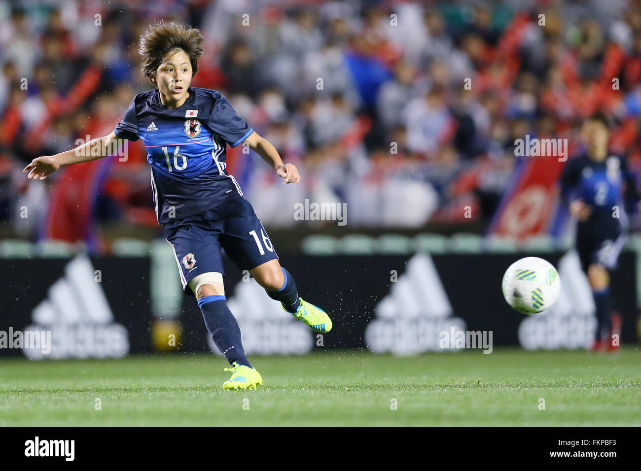 Kincho Stadium, Osaka, Japan. 9th Mar, 2016. Mana Iwabuchi (JPN), MARCH ...
