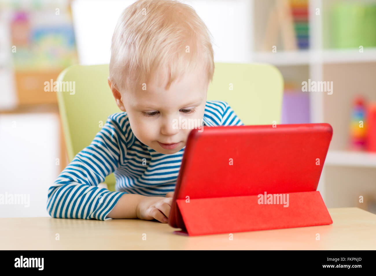 Child learning to use computer hi-res stock photography and images - Alamy