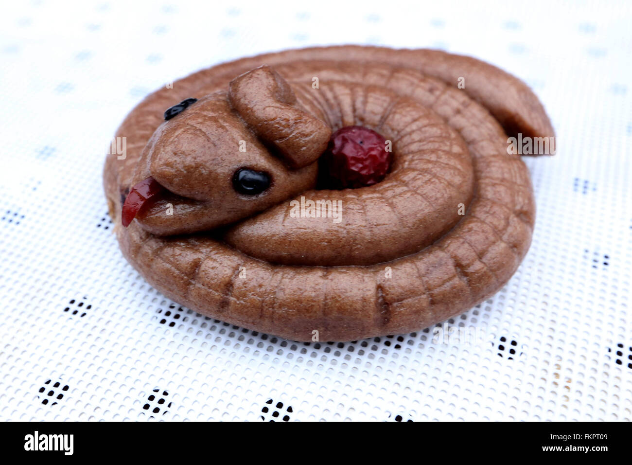 Huaxian, Huaxian, CHN. 8th Mar, 2016. Animal-shaped buns all made from ...