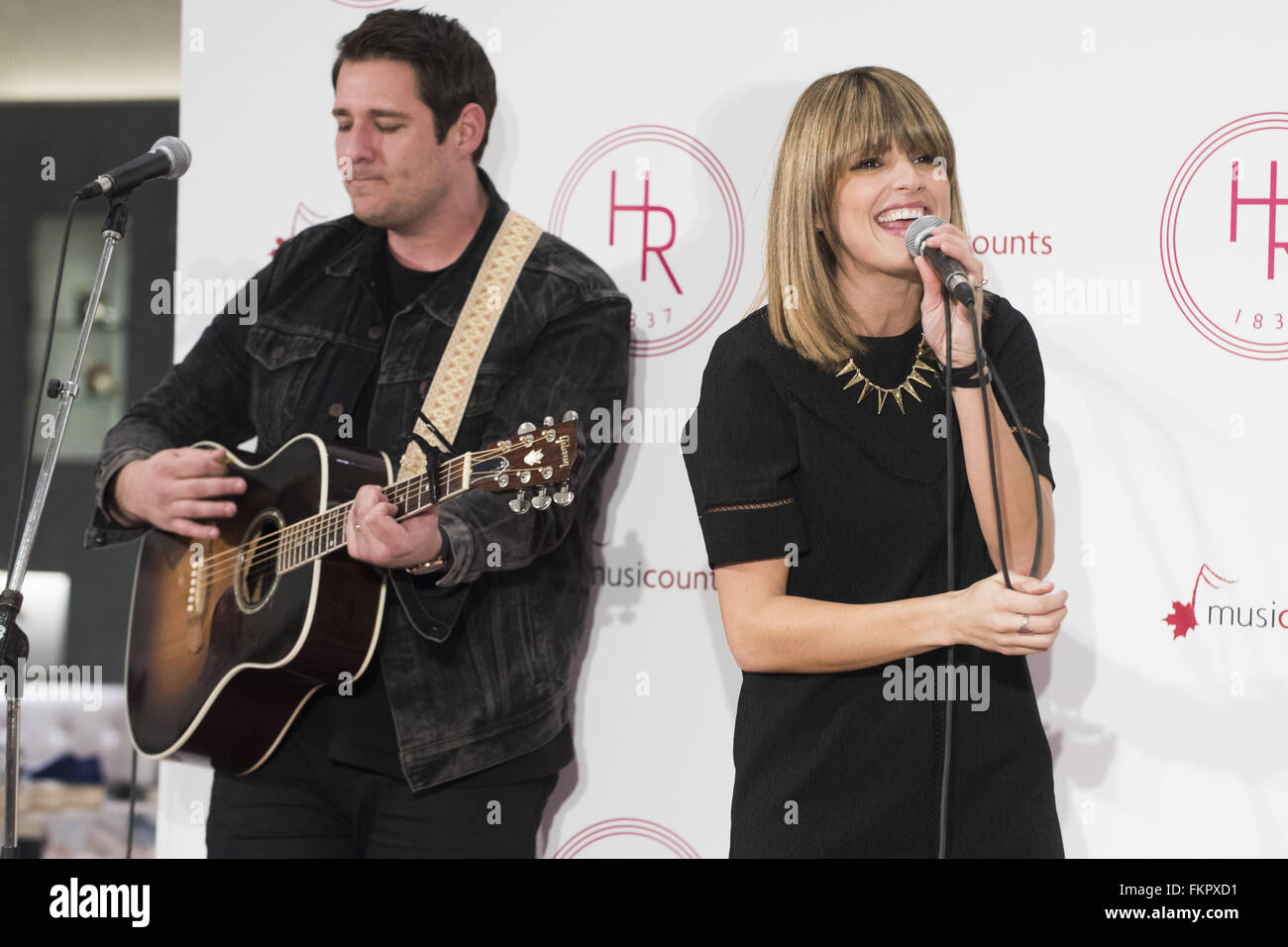 Calgary, Alberta, Canada. 9th Mar, 2016. (L) Drew (R) Danielle Duo Dear ...