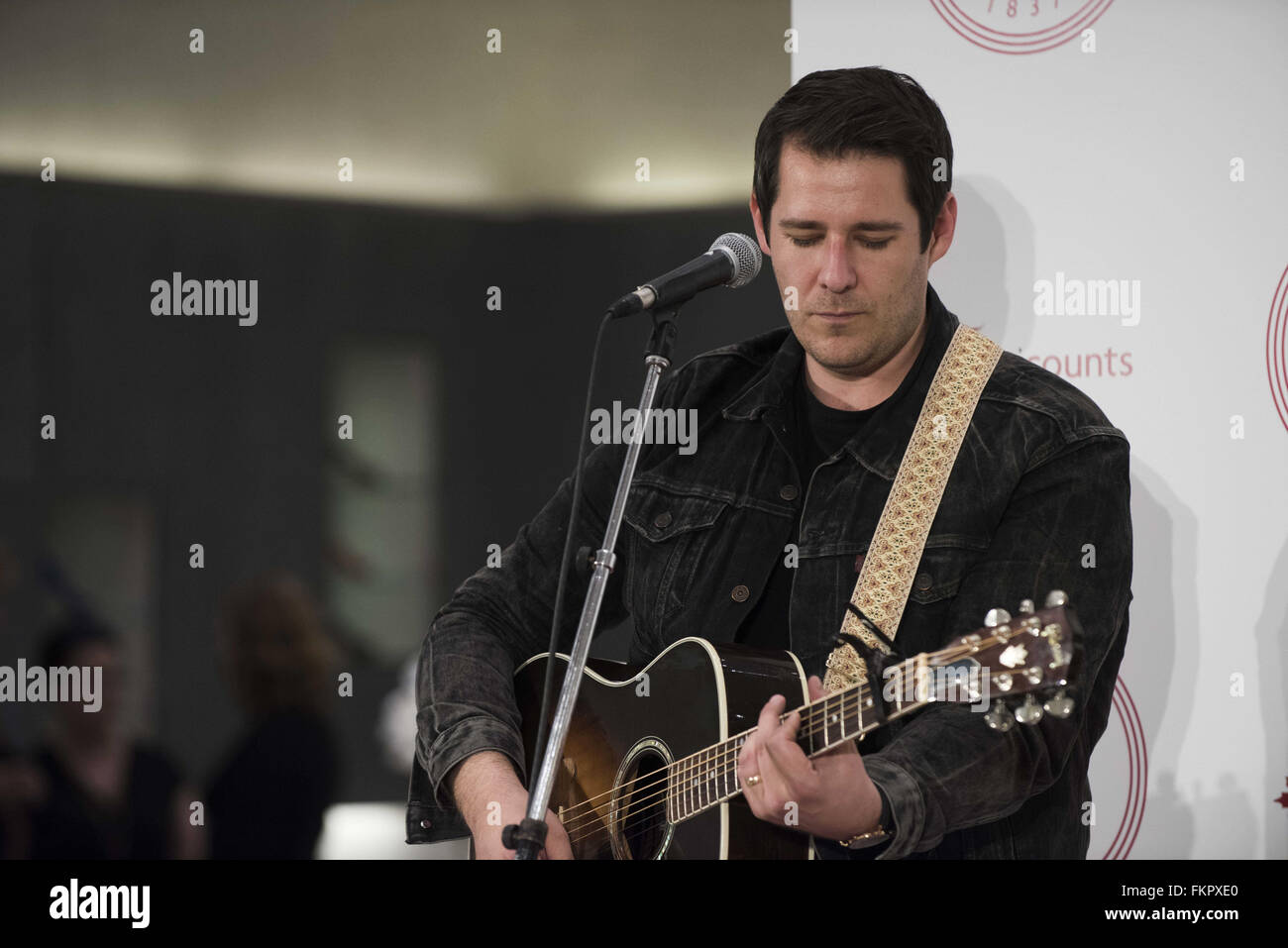 Drew Holt High Resolution Stock Photography and Images - Alamy