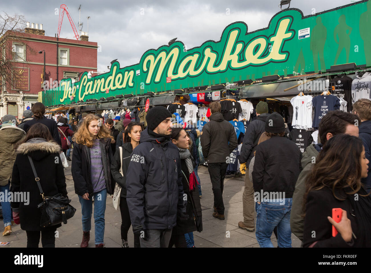 Bustling street market hi-res stock photography and images - Alamy