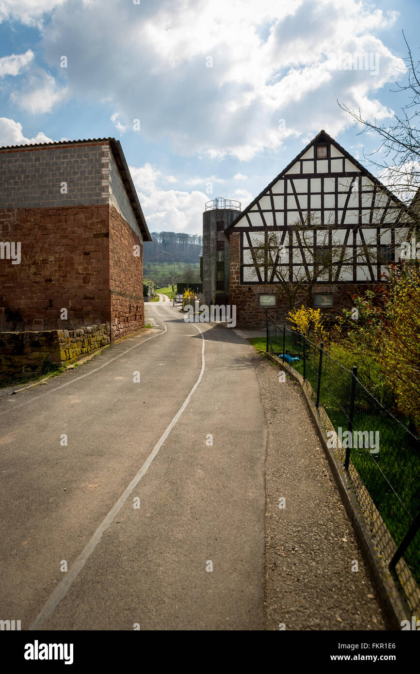 Back country road Stock Photo - Alamy