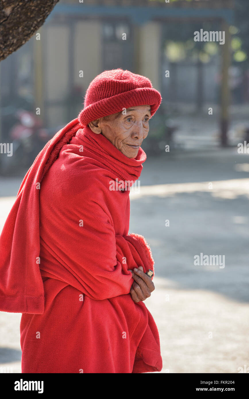 Bagan portrait hi-res stock photography and images - Alamy