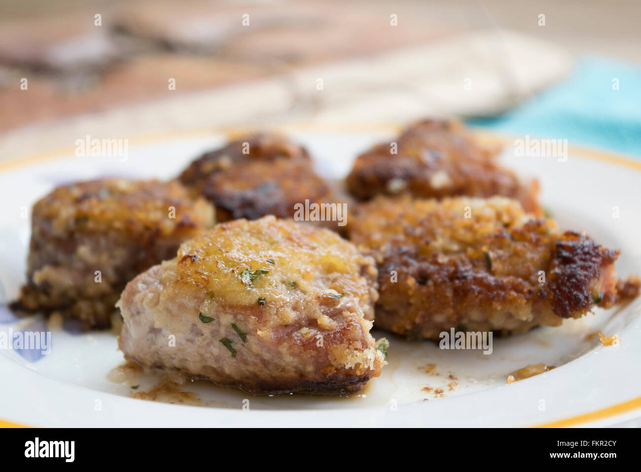 steaks of tuna breaded and fried Stock Photo - Alamy