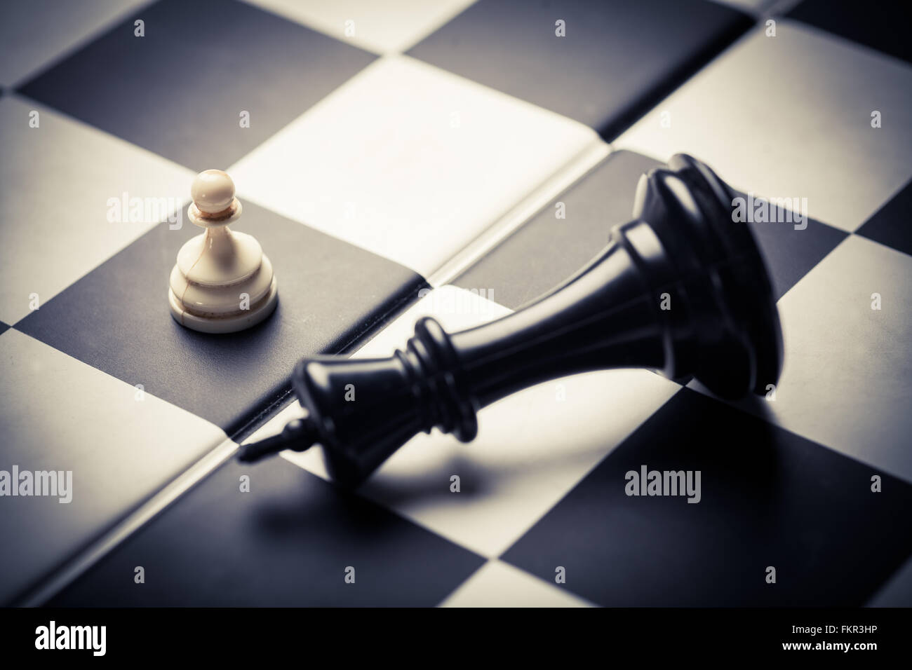 Close-up image of a chess board with chess pieces Stock Photo - Alamy