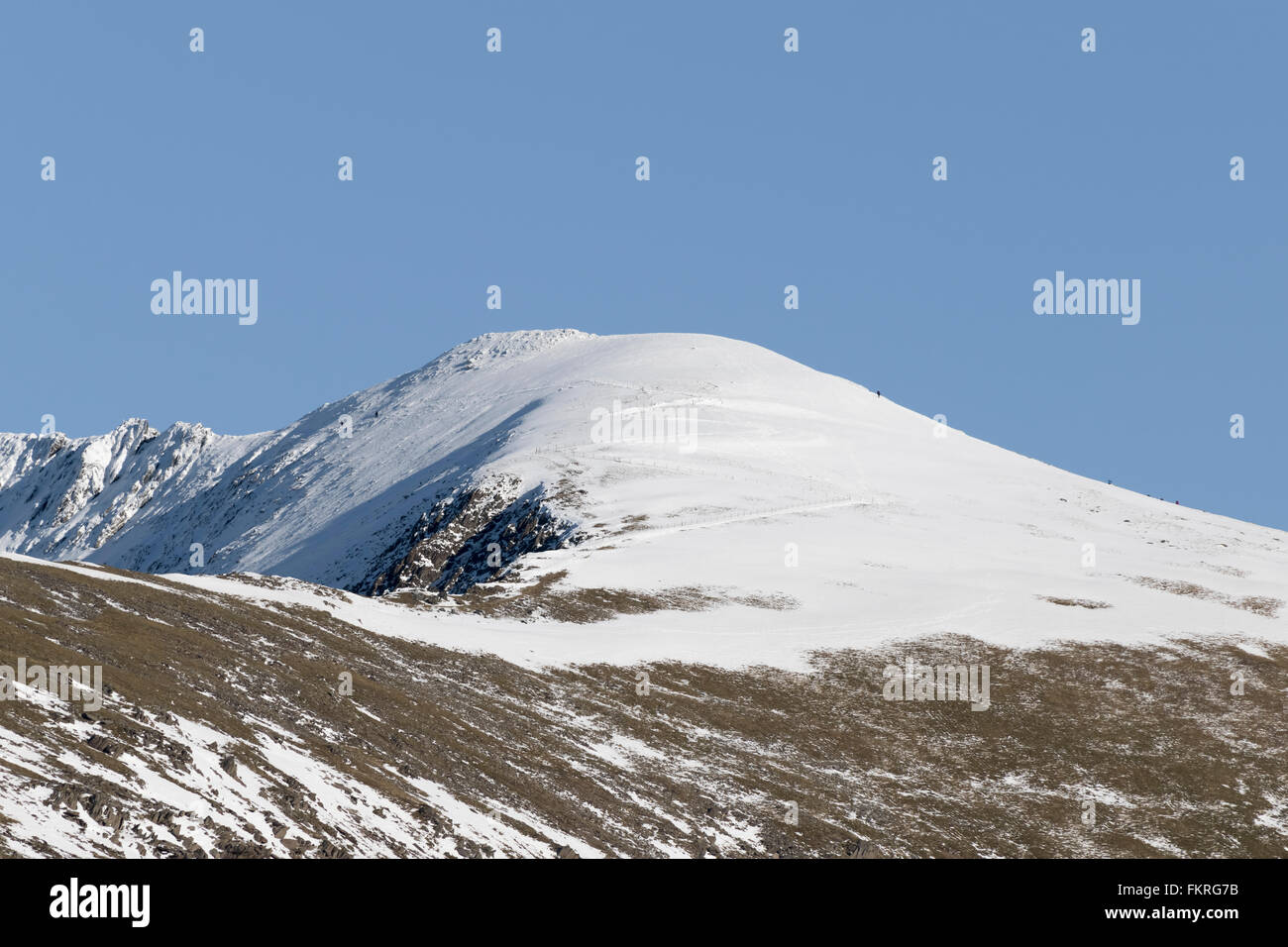 Yr Wyddfa or Snowdon mountain with Bwlch Main to the right Stock Photo ...