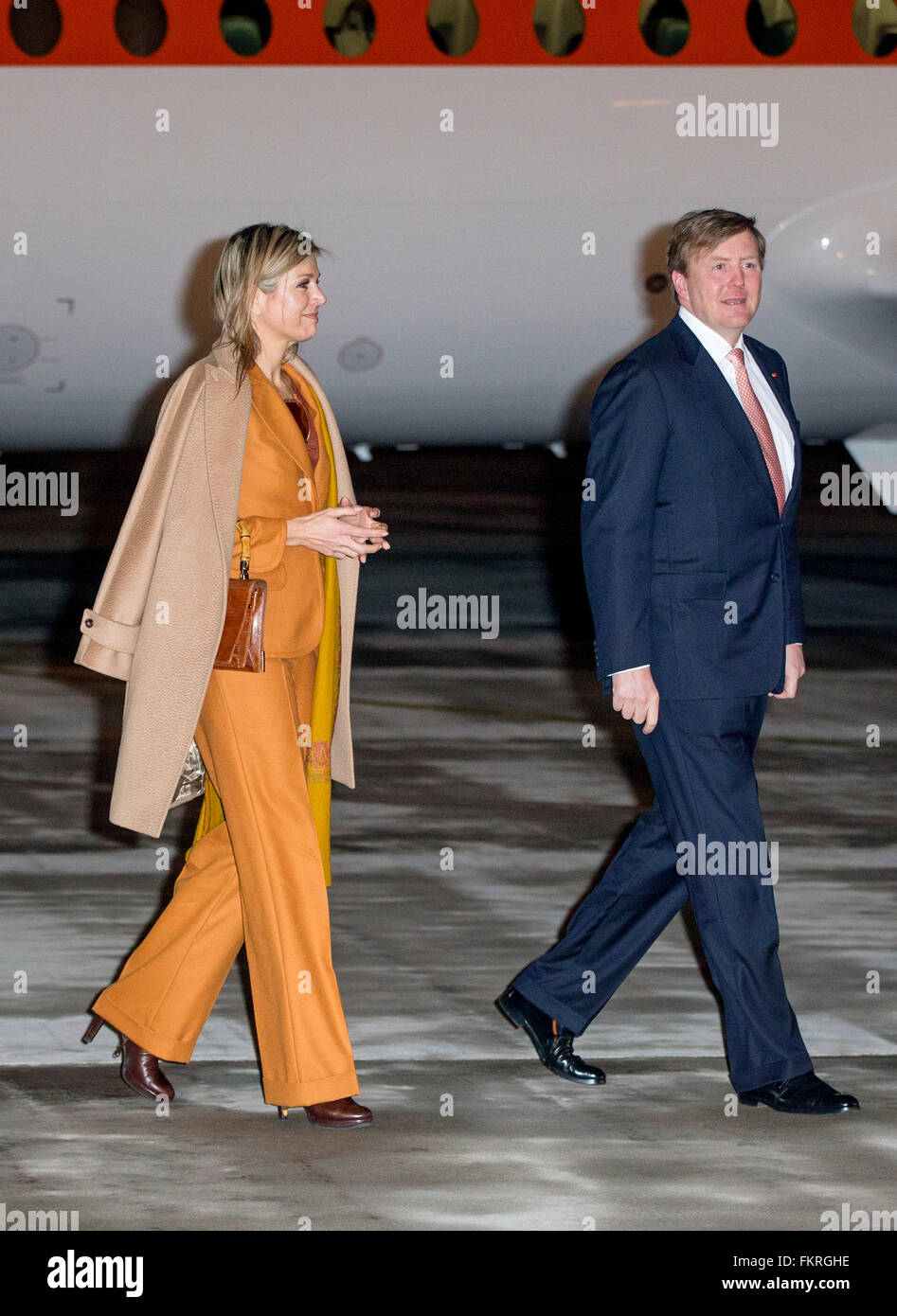 Paris, France. 9th Mar, 2016. King Willem-Alexander and Queen Maxima of ...