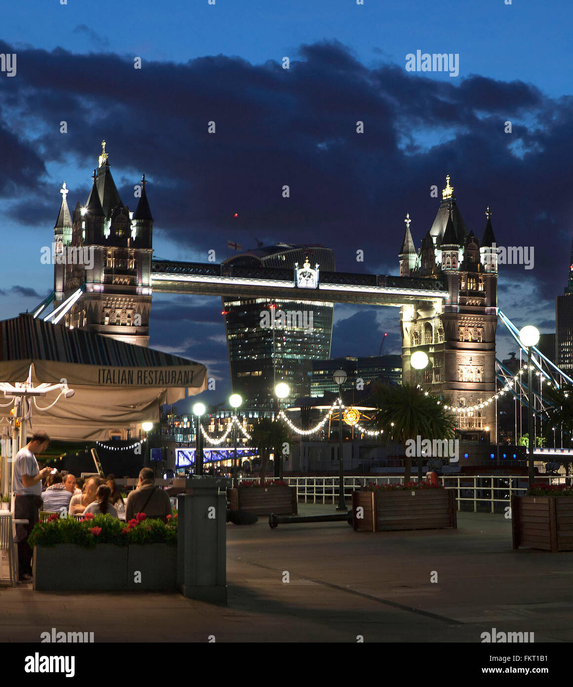 Tower Bridge,London with ASK Italian restaurant Stock Photo - Alamy