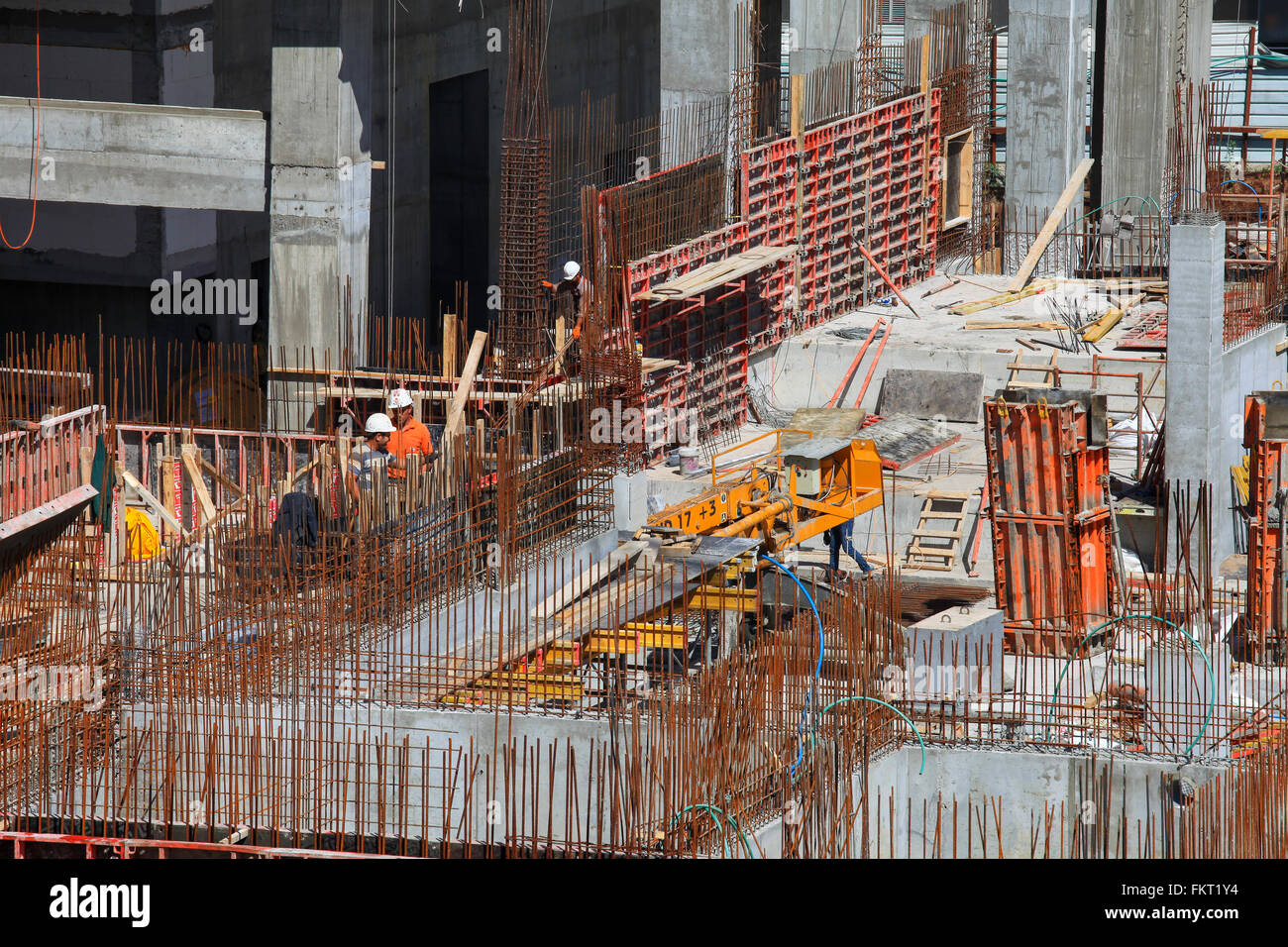 Construction site at work hi-res stock photography and images - Alamy