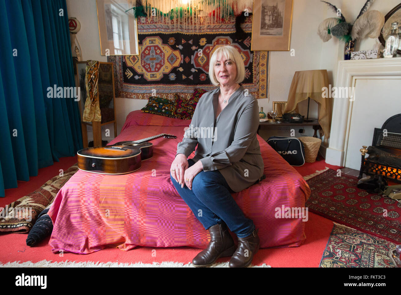 Kathy Etchingham, girlfriend of Jimi Hendrix who lived at the flat with ...