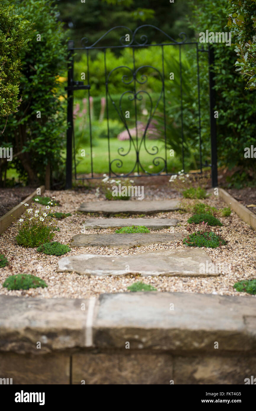 Wrought iron cottage gate hi-res stock photography and images - Alamy