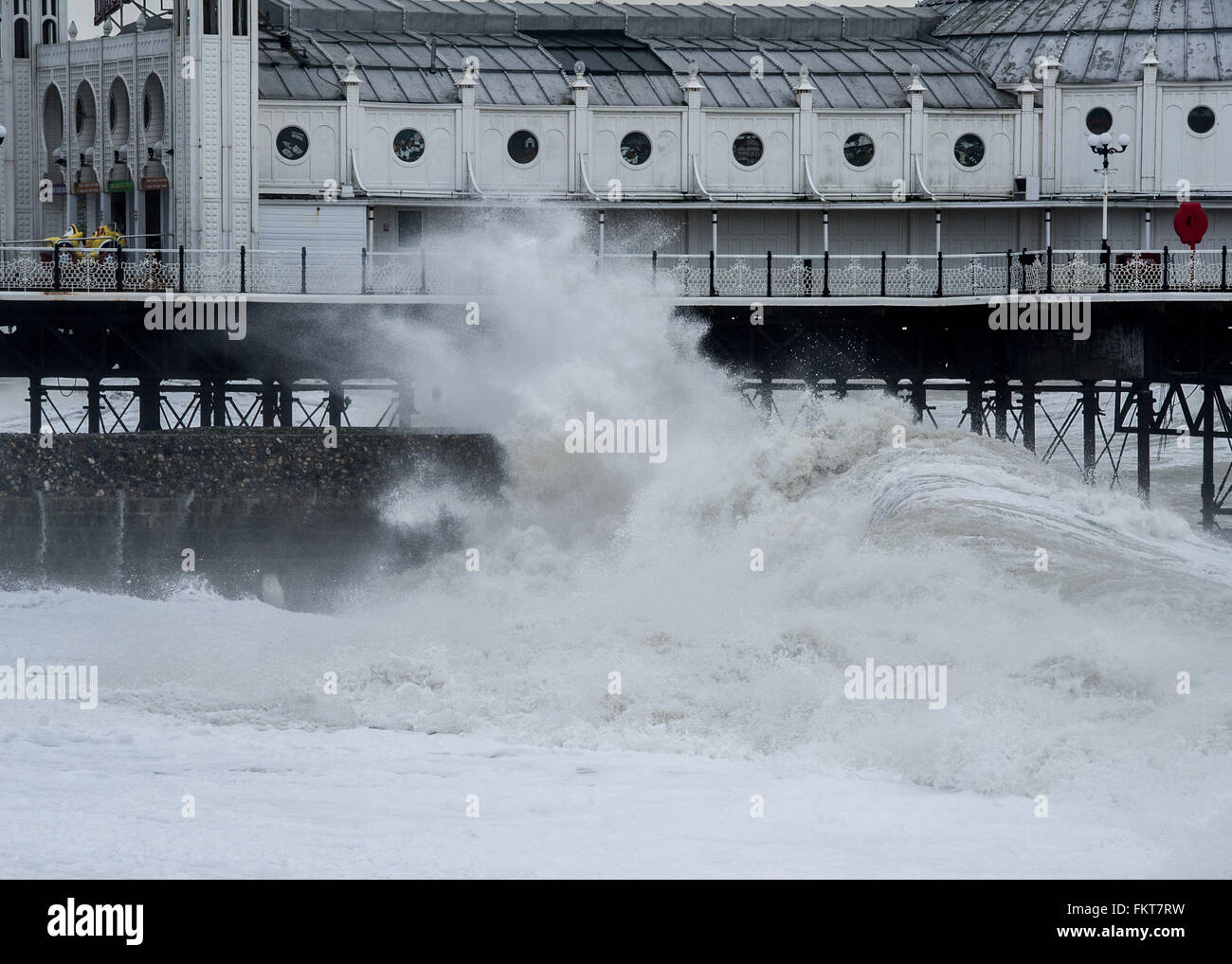 Storm Imogen lashes Brighton Beach with gale force winds. The Met ...