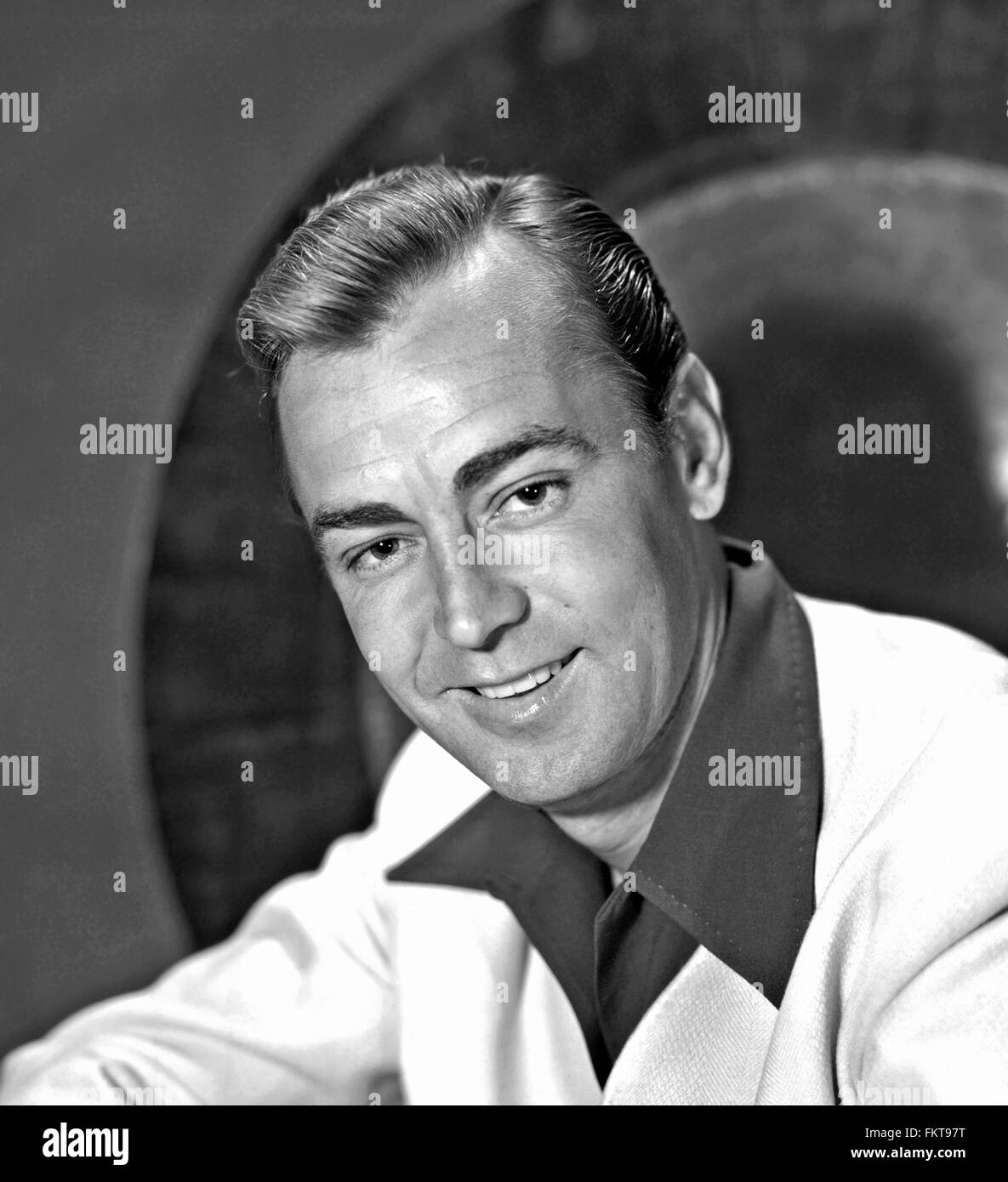 Alan ladd movie hi-res stock photography and images - Alamy