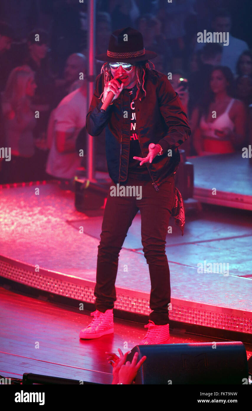 Rapper Future performs at Drai's nightclub at The Cromwell Las Vegas ...