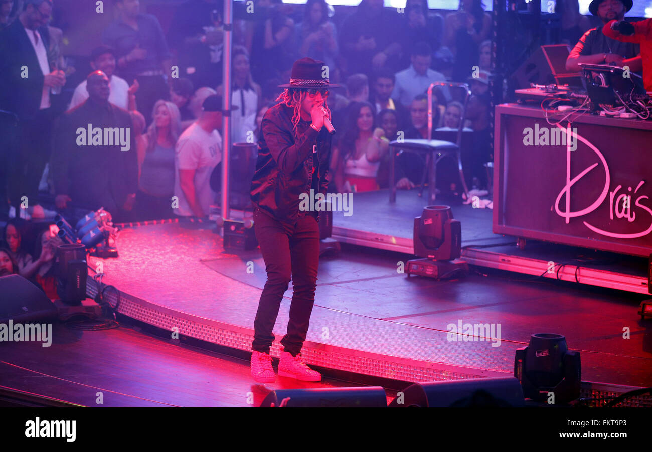 Rapper Future performs at Drai's nightclub at The Cromwell Las Vegas ...