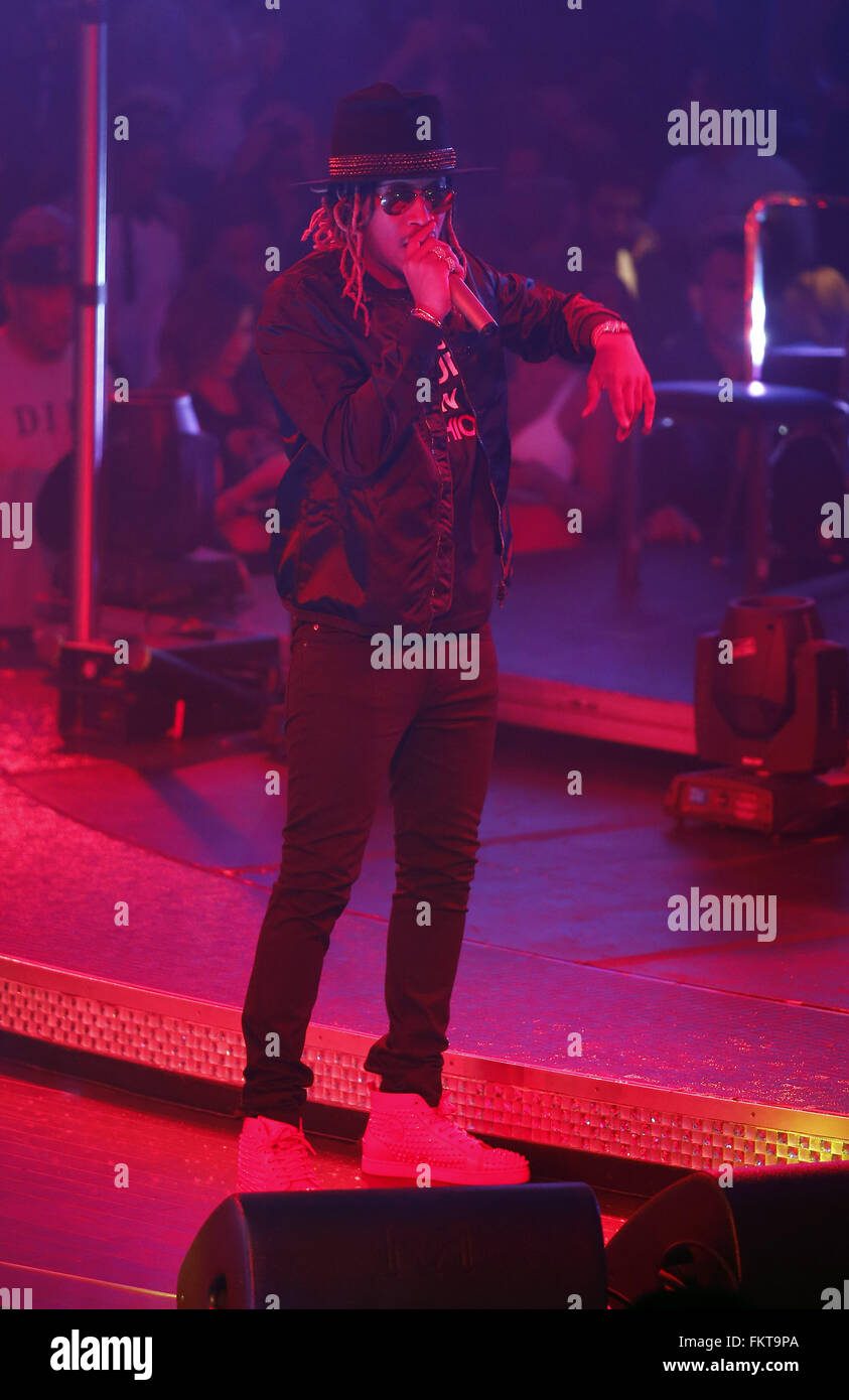 Rapper Future performs at Drai's nightclub at The Cromwell Las Vegas ...