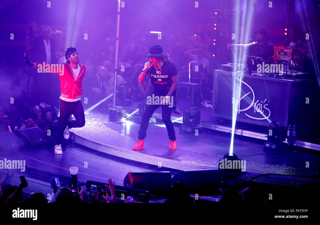 Dj esco hi-res stock photography and images - Alamy