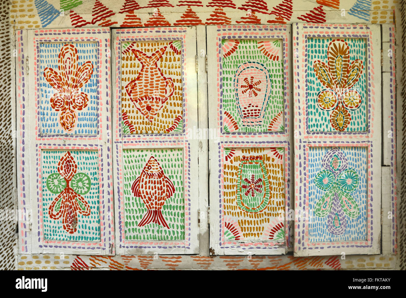 Bangladeshi traditional wall art hi-res stock photography and images ...