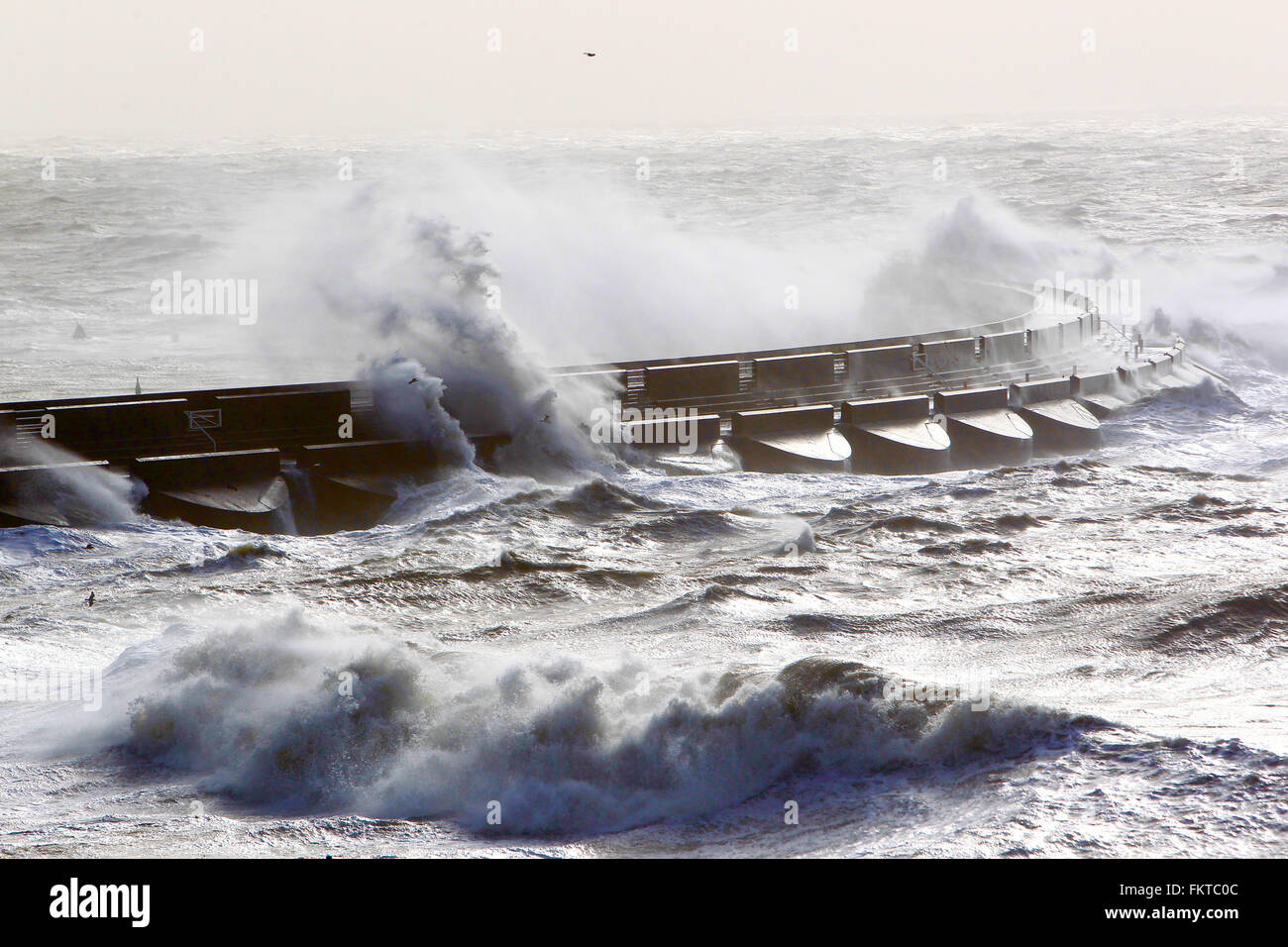 Whipping Waves High Resolution Stock Photography and Images - Alamy