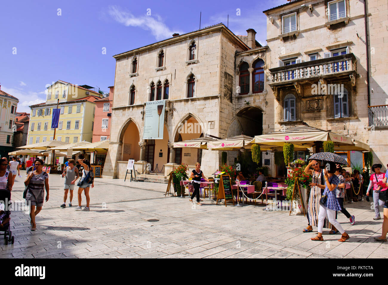Split,Medieval Architecture,Squares,Alleyways,Diocletian's Roman Palace ...