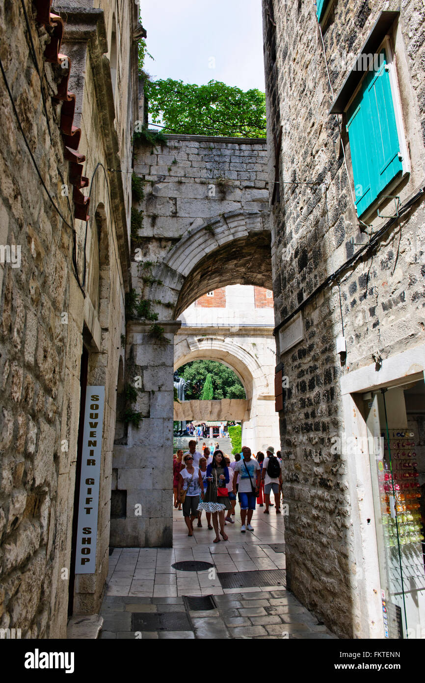 Split,Jewish Quarter,Medieval Architecture,Diocletian's Roman Palace ...