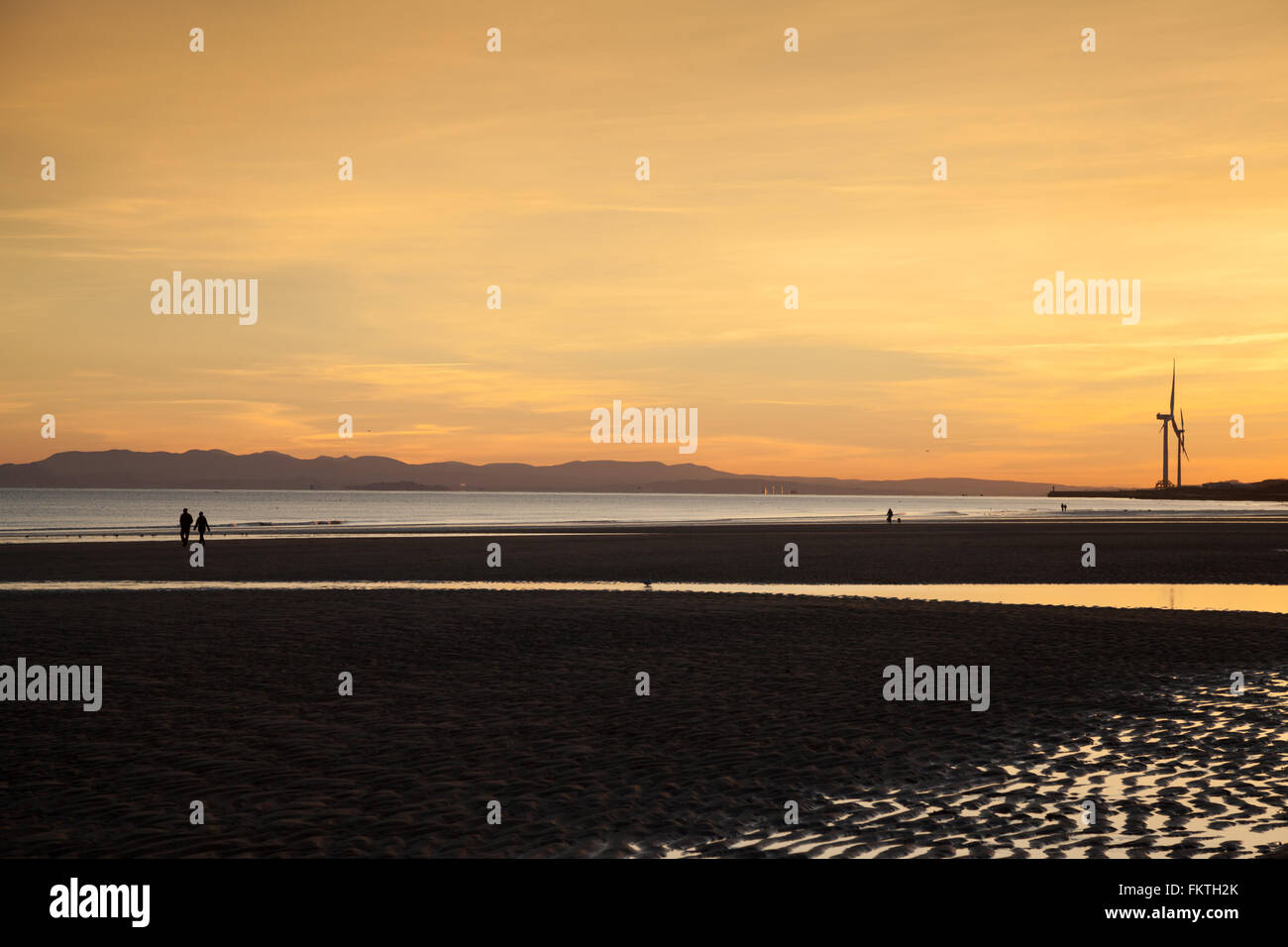 Sunset over Leven Beach, KIngdom of Fife Scotland Stock Photo - Alamy