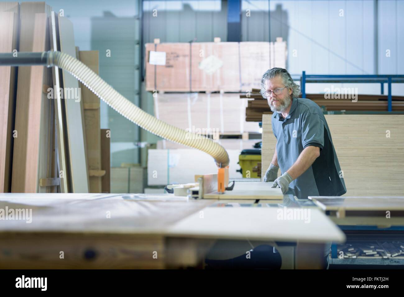 Timber cutting hi-res stock photography and images - Alamy