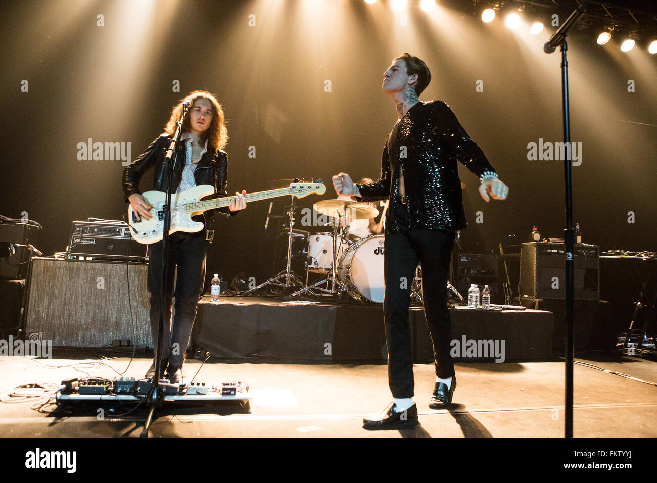 The neighbourhood band jesse rutherford hi-res stock photography and ...