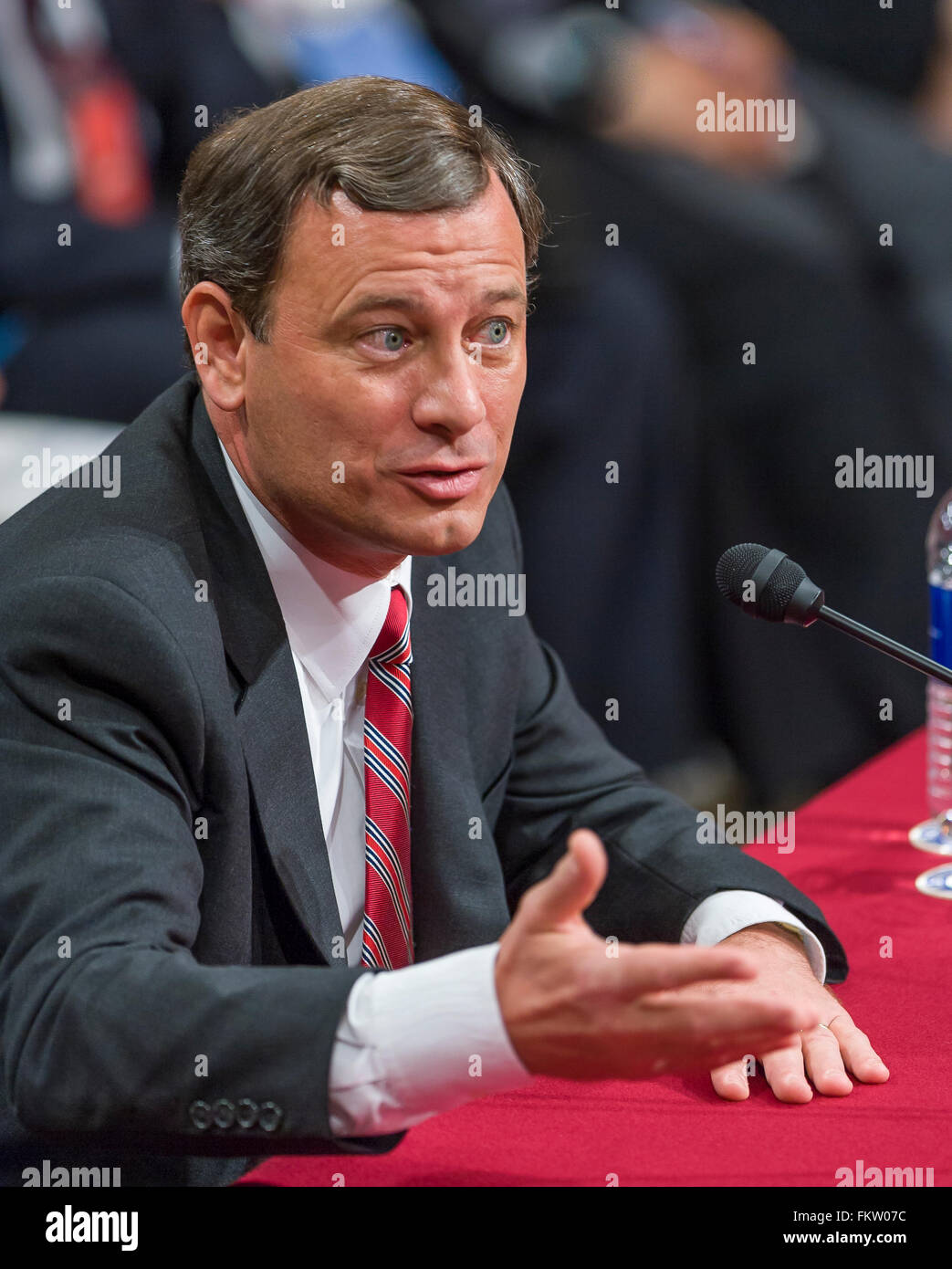 Usa supreme court judges hi-res stock photography and images - Alamy