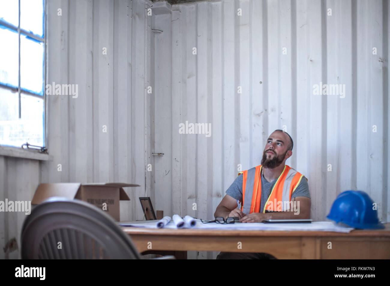 Digital builder hi-res stock photography and images - Alamy