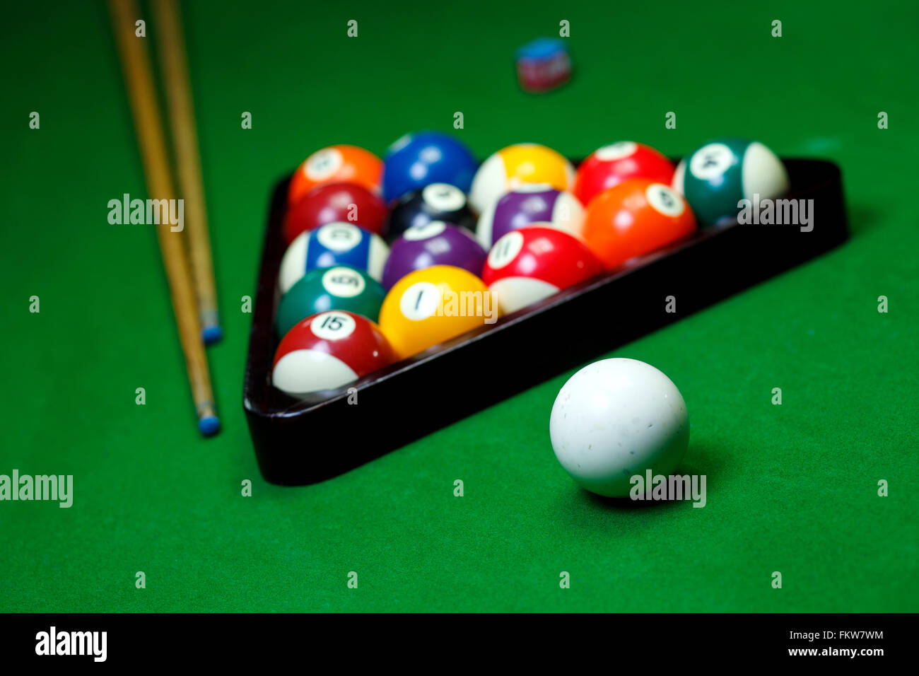 Pool table balls hi-res stock photography and images - Alamy