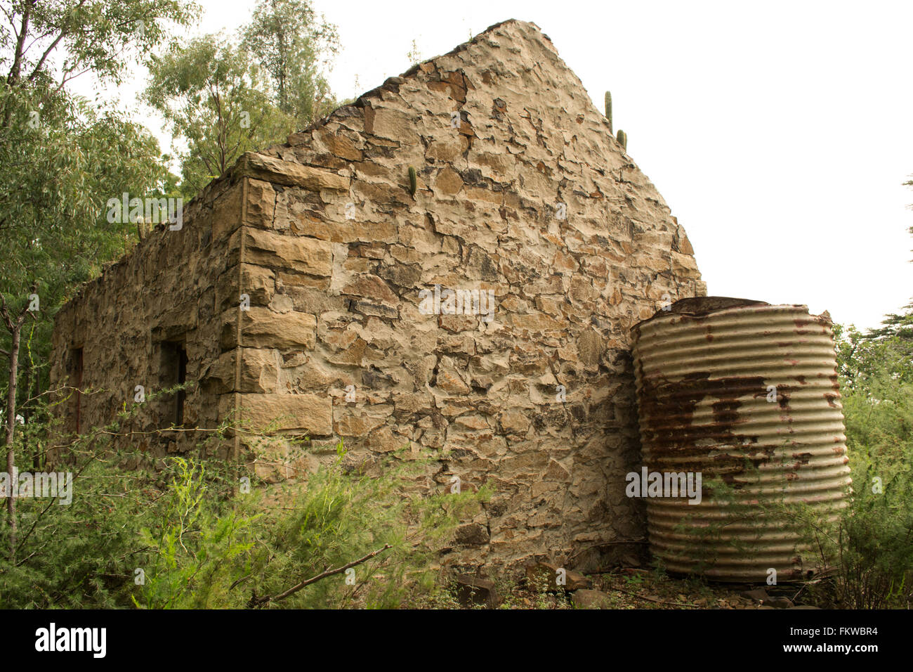 Shed on a farm Stock Photo - Alamy
