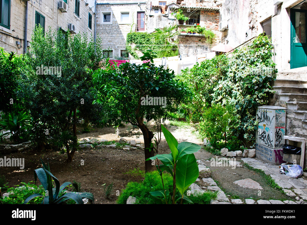 Split,Medieval Architecture,Squares,Alleyways,Diocletian's Roman Palace ...