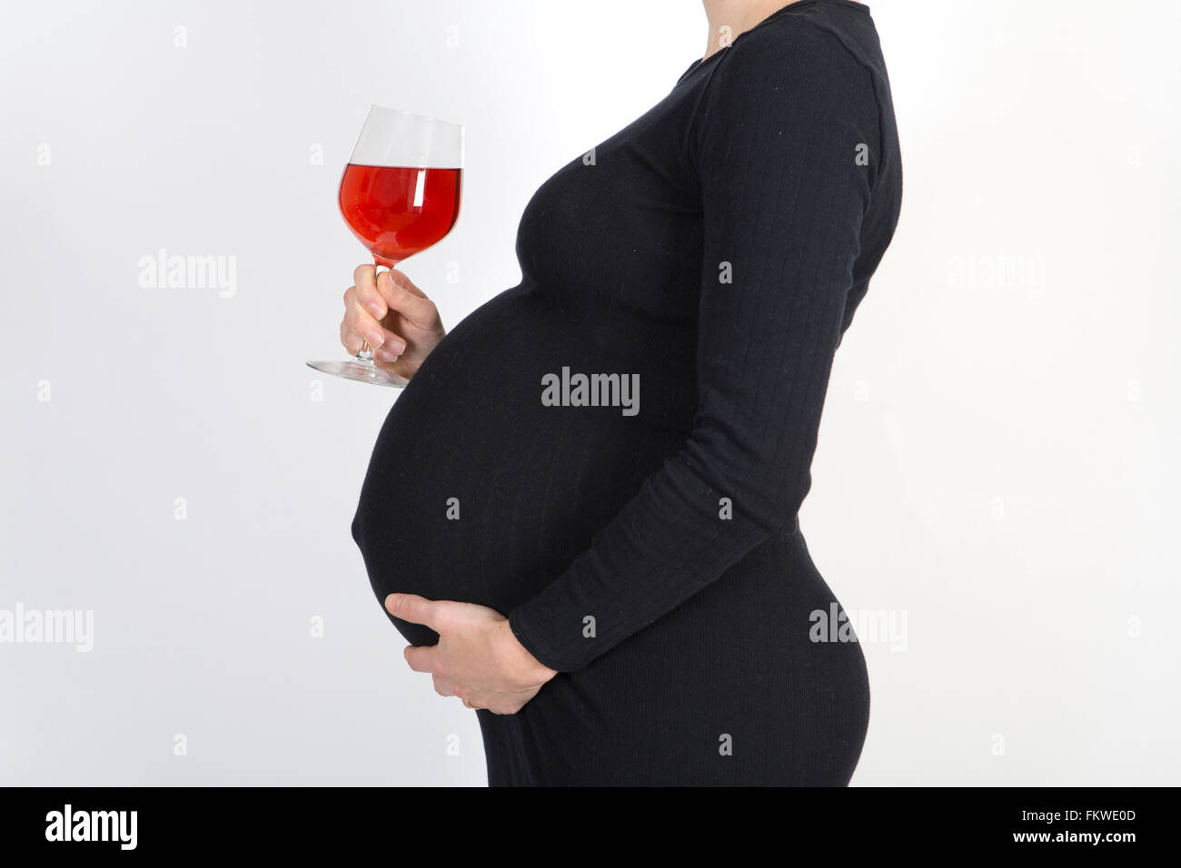 A woman in her 8th month of pregnancy Stock Photo - Alamy