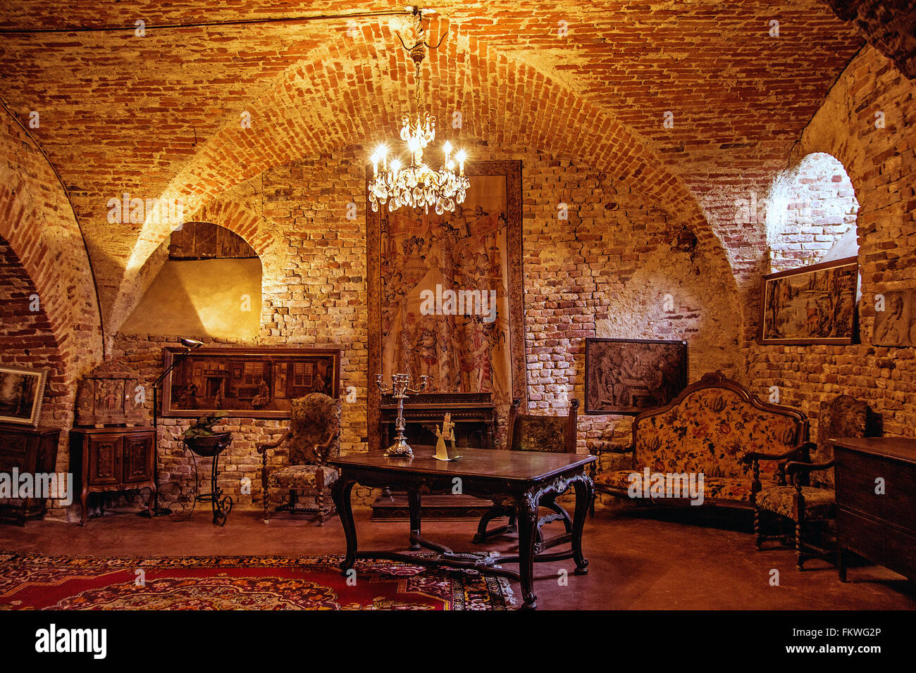 Stone castle interior hi-res stock photography and images - Alamy