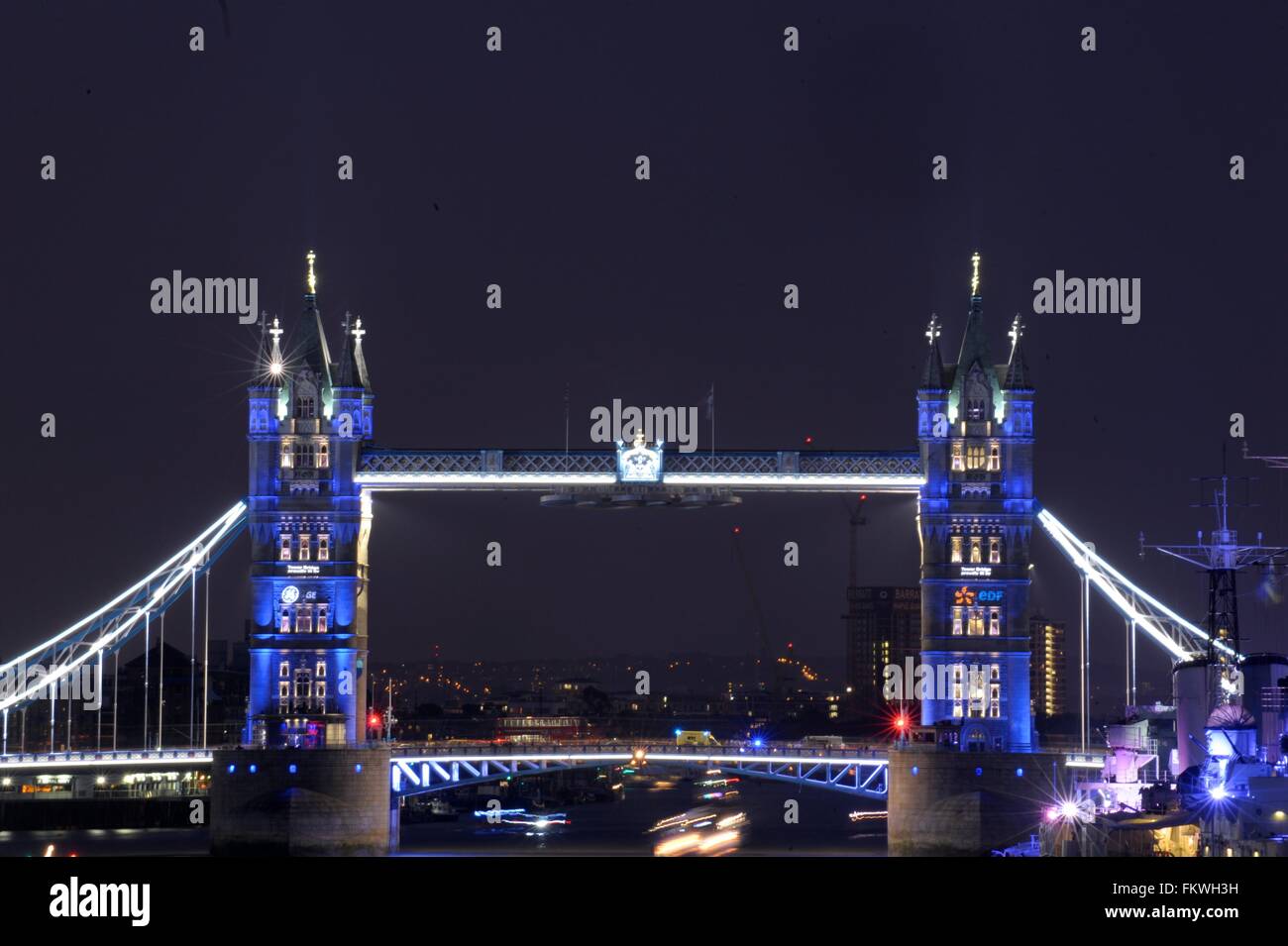 Tower Bridge at Night Stock Photo - Alamy