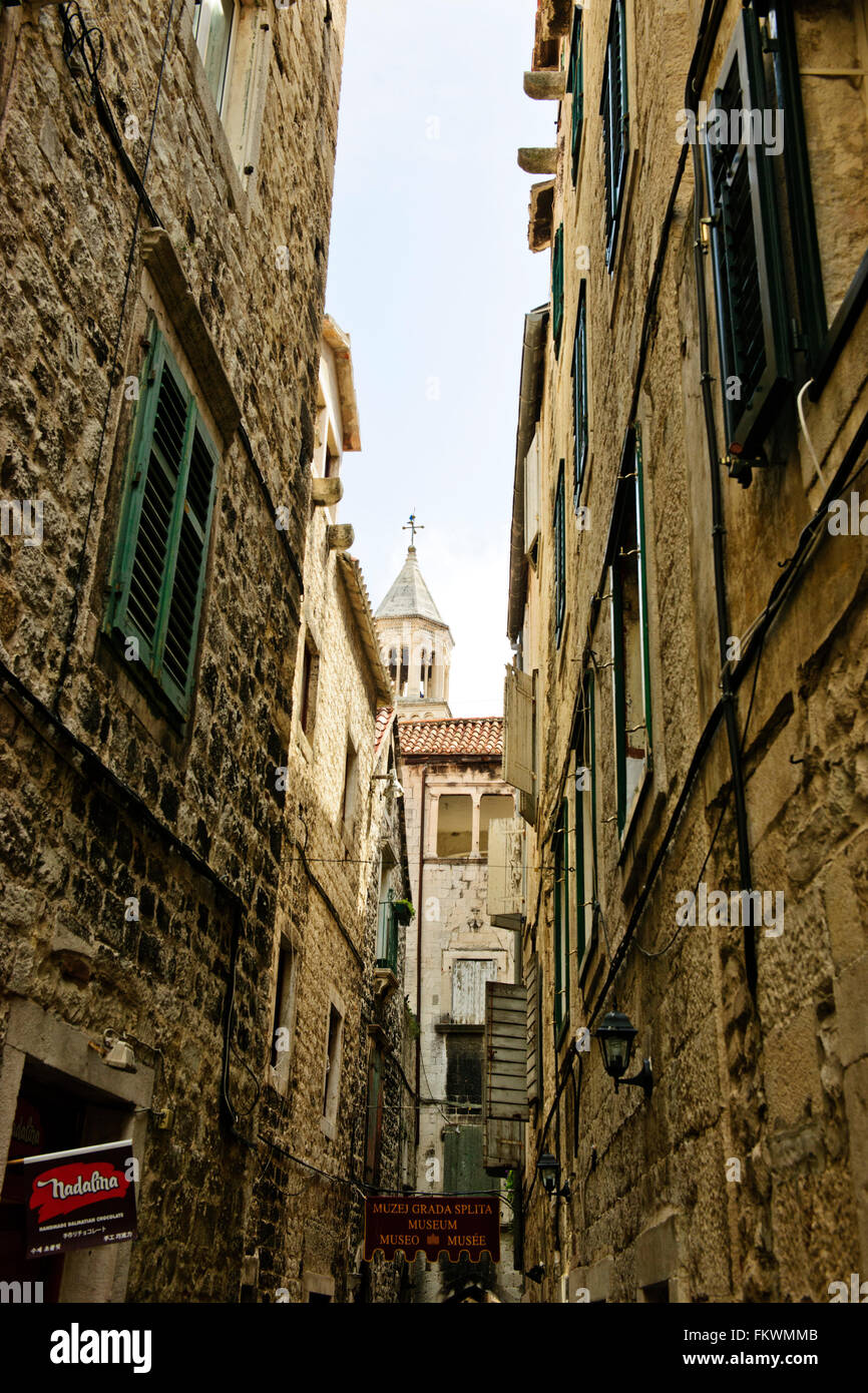 Split,Medieval Architecture,Squares,Alleyways,Diocletian's Roman Palace ...