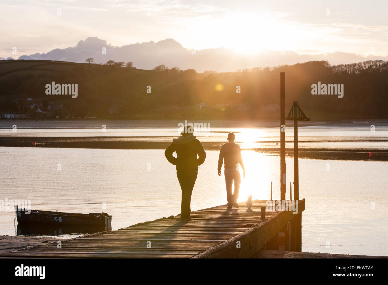 Sunset at Ferryside,Carmarthenshire,Wales,U.K Stock Photo - Alamy