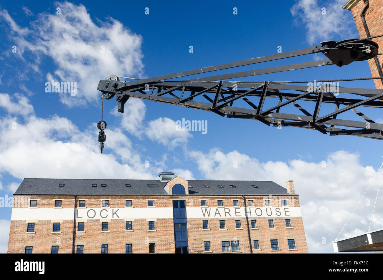 Crane lock warehouse gloucester docks hi-res stock photography and ...