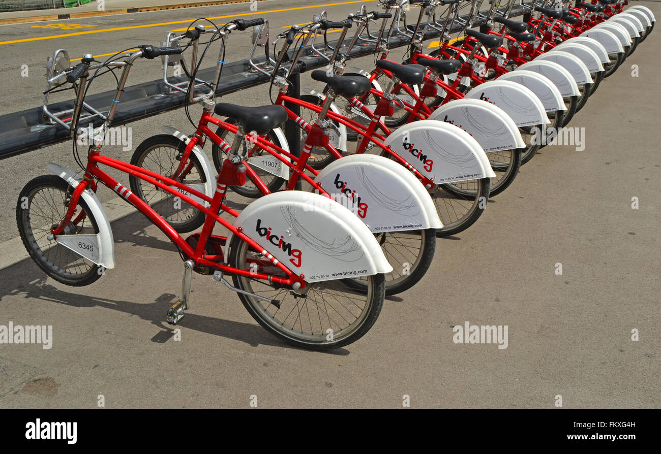 Bicing station hi-res stock photography and images - Alamy