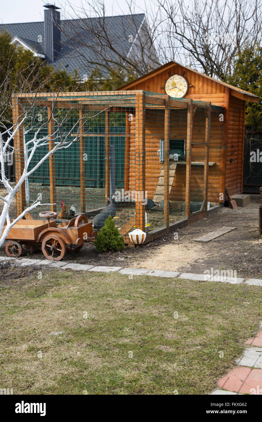 Chicken house hi-res stock photography and images - Alamy