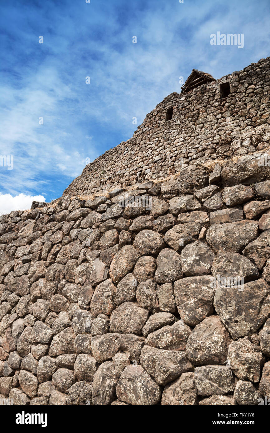 Inca ancient fortress in the mountains Stock Photo - Alamy